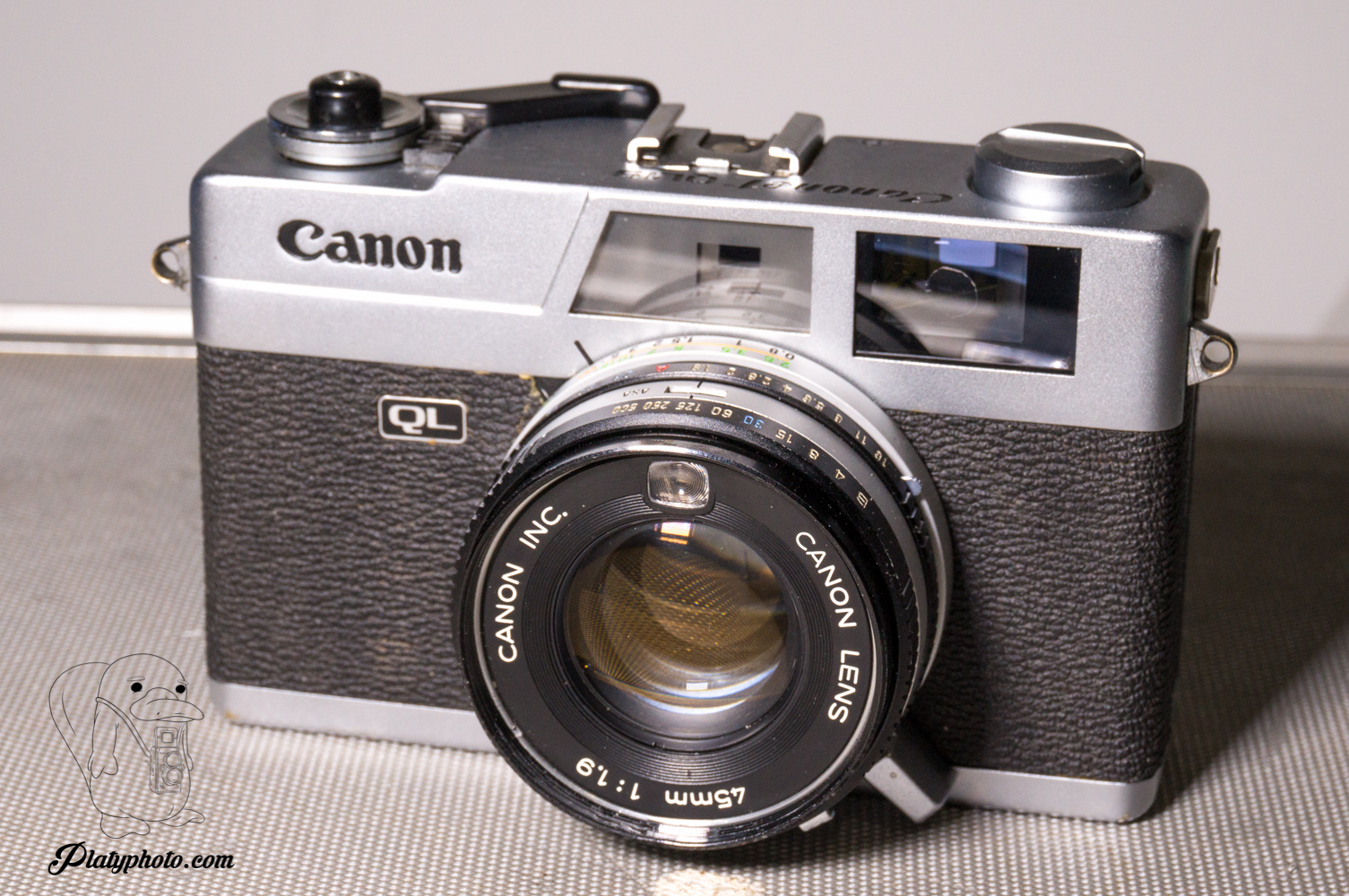 -REVISE- Canon Canonet QL19 45mm F:1.9 - Platyphoto